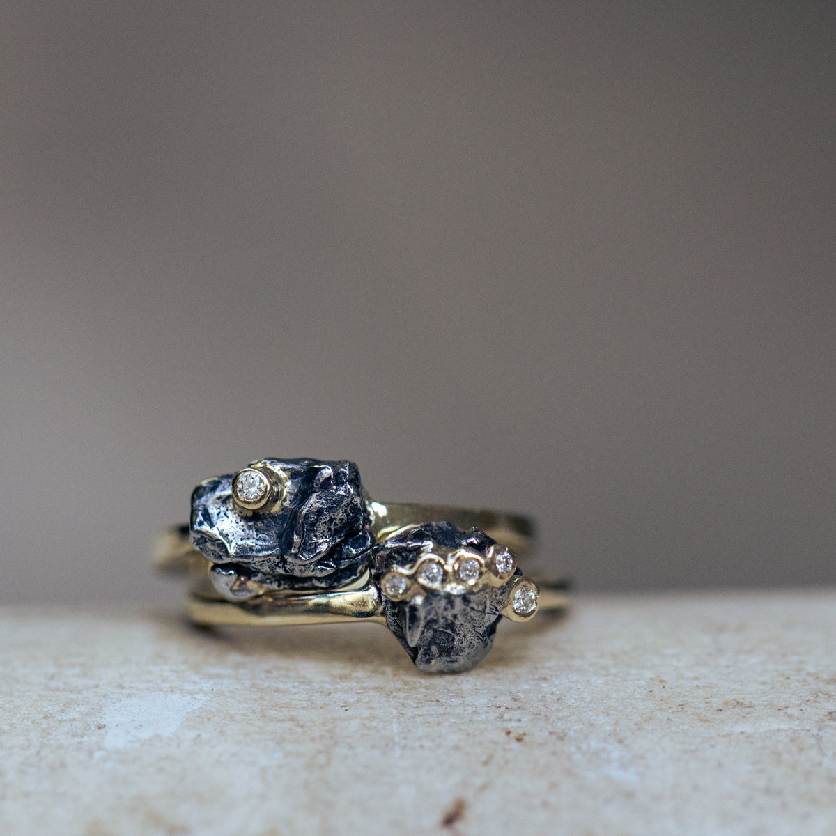 Meteorite & tiny diamonds ring – Kwintner